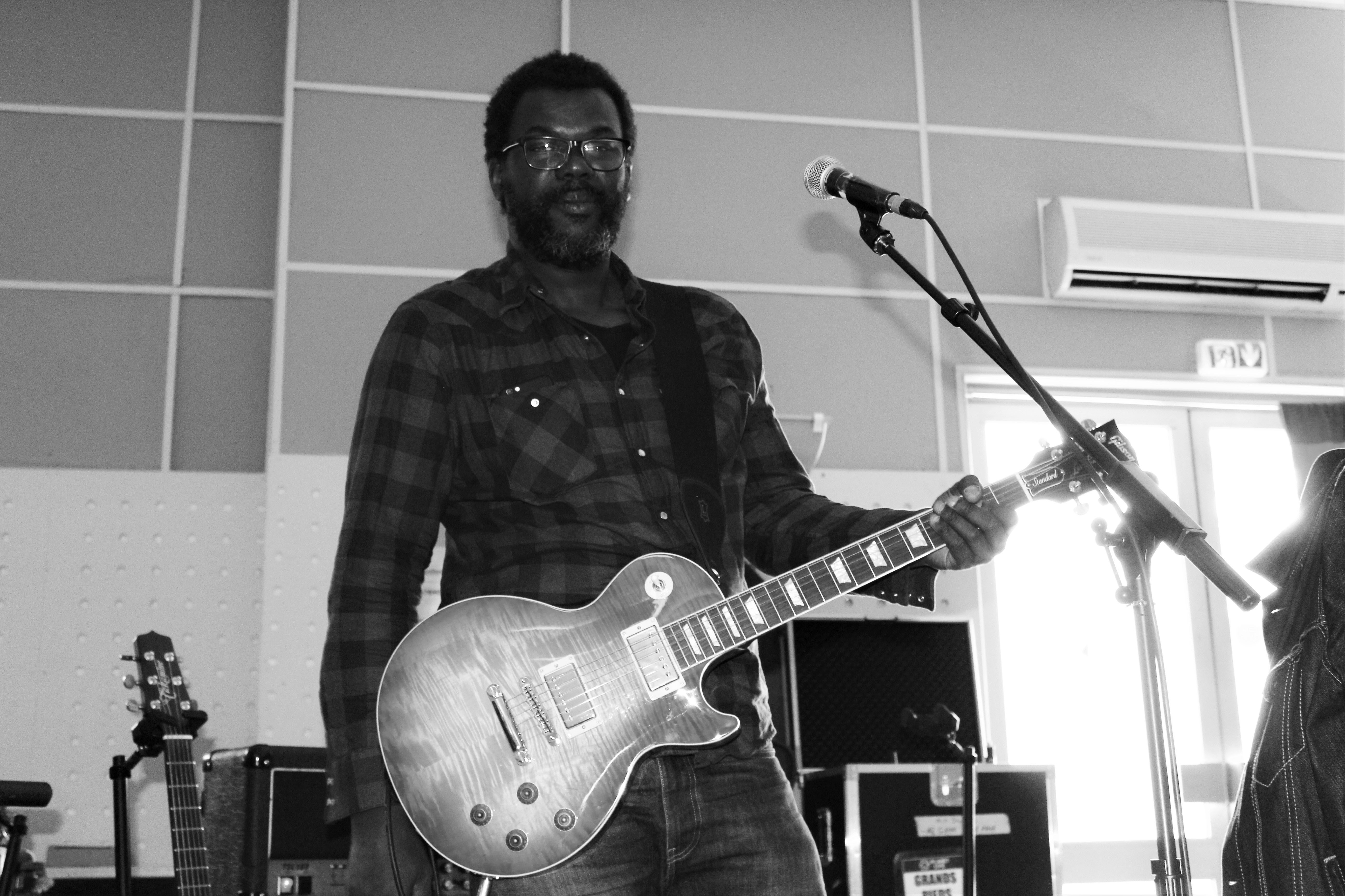 Interview musicale avec IZO - Urban Street Reporters